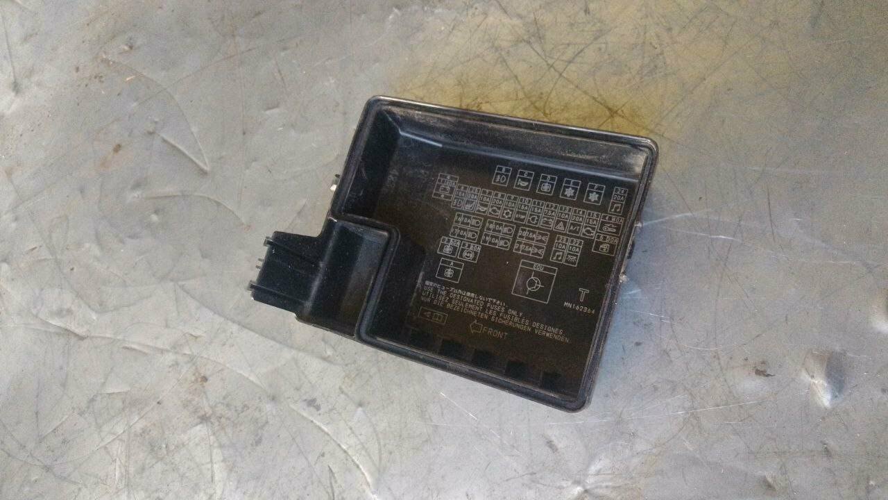 Крышка блока предохранителей Mitsubishi Lancer 9 (2003 - 2010) MN162364