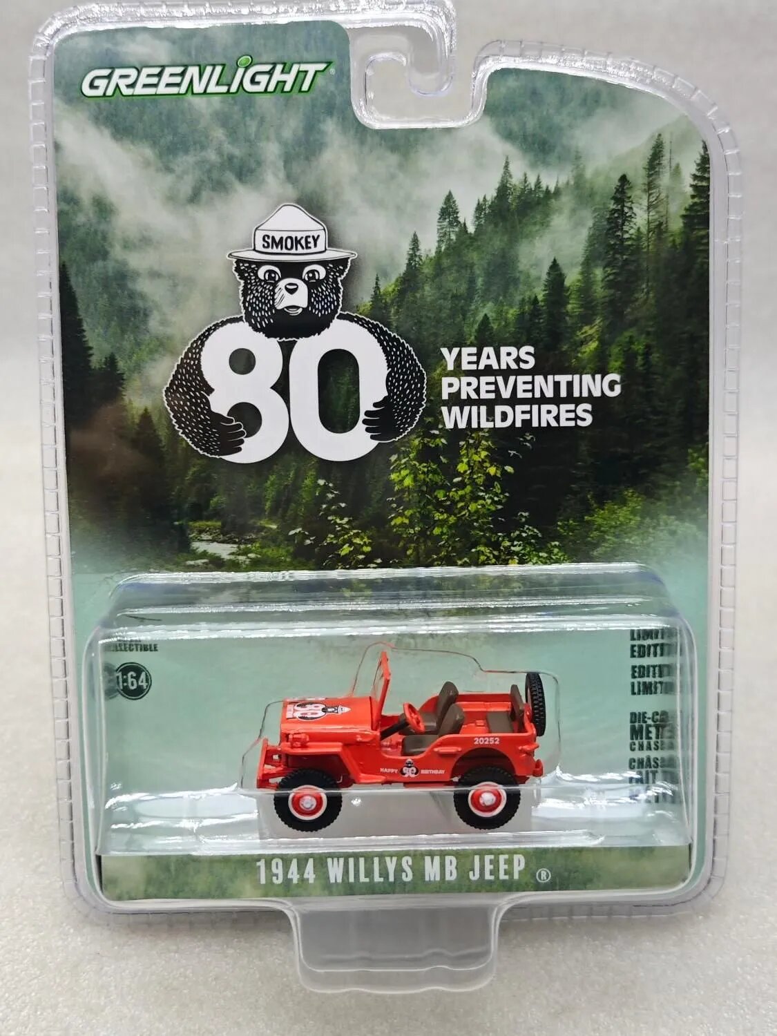 Машинка GreenLight 1/64 Anniversary Series 17-1944 Jeep Willys MB-Smoky Bear 80th anniversary Die-cast Alloy Car Model Collection Toy Gift