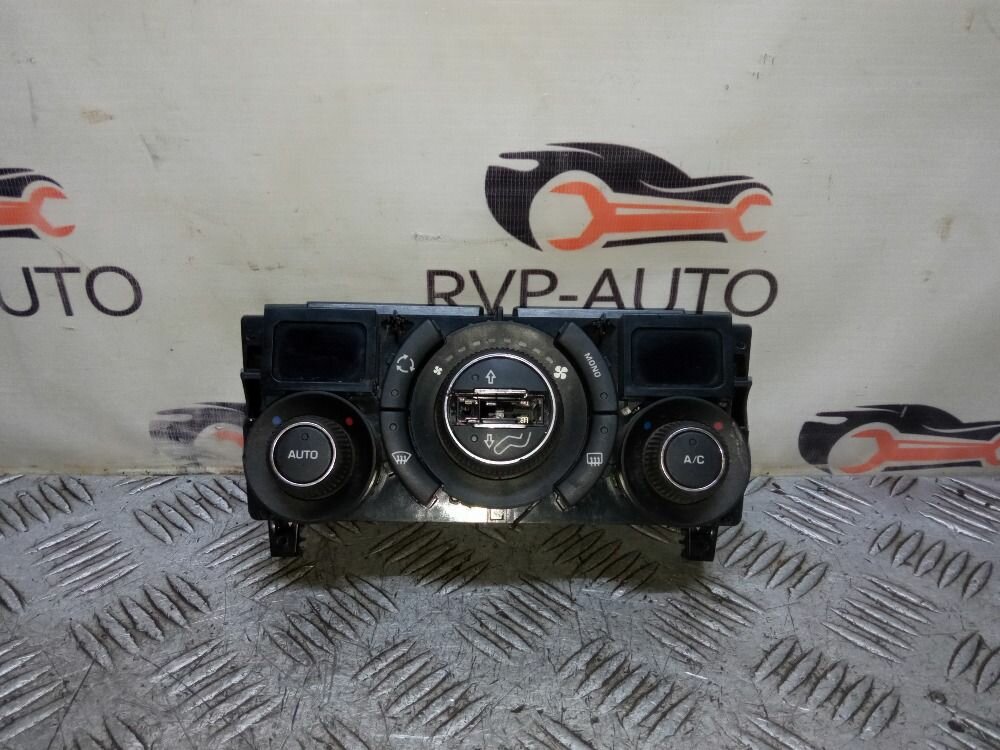 Блок управления отопителем Peugeot 308 2007-2011 96850724XT