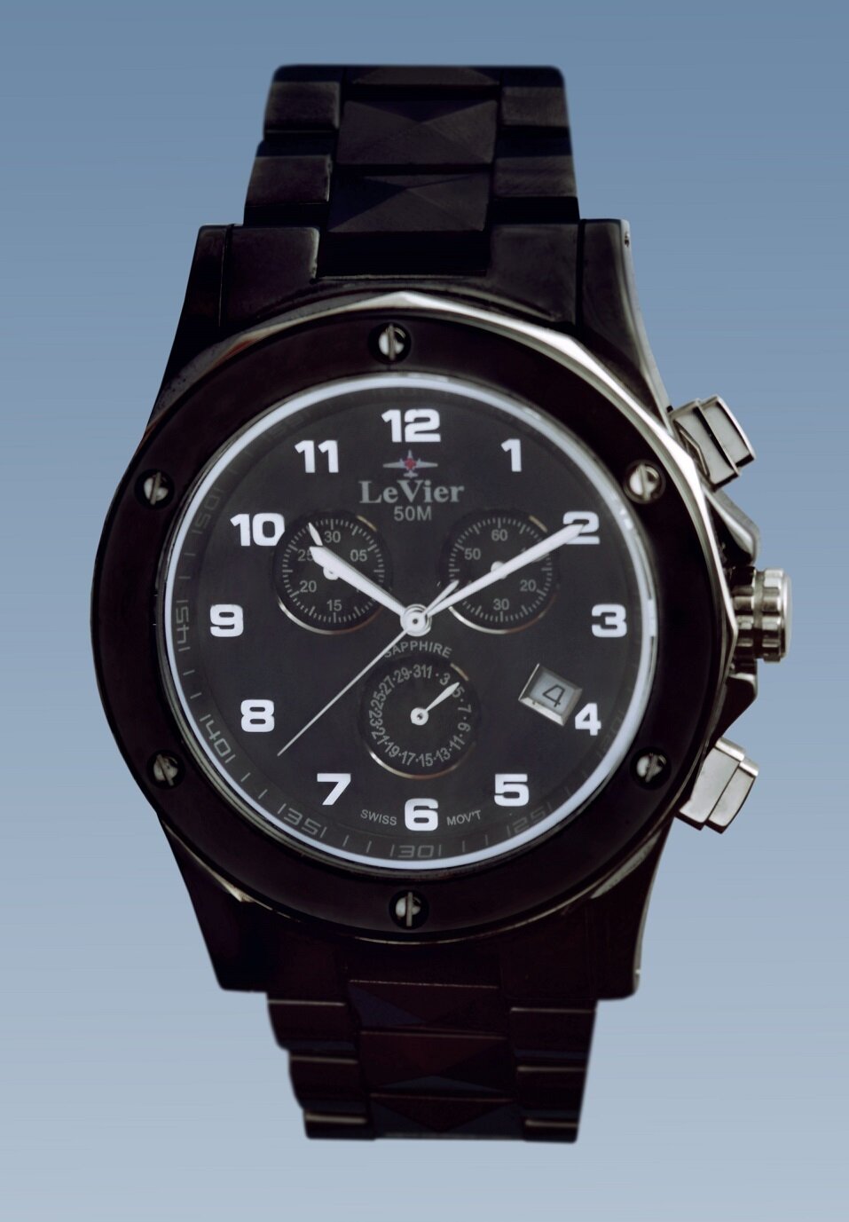 Наручные часы LeVier