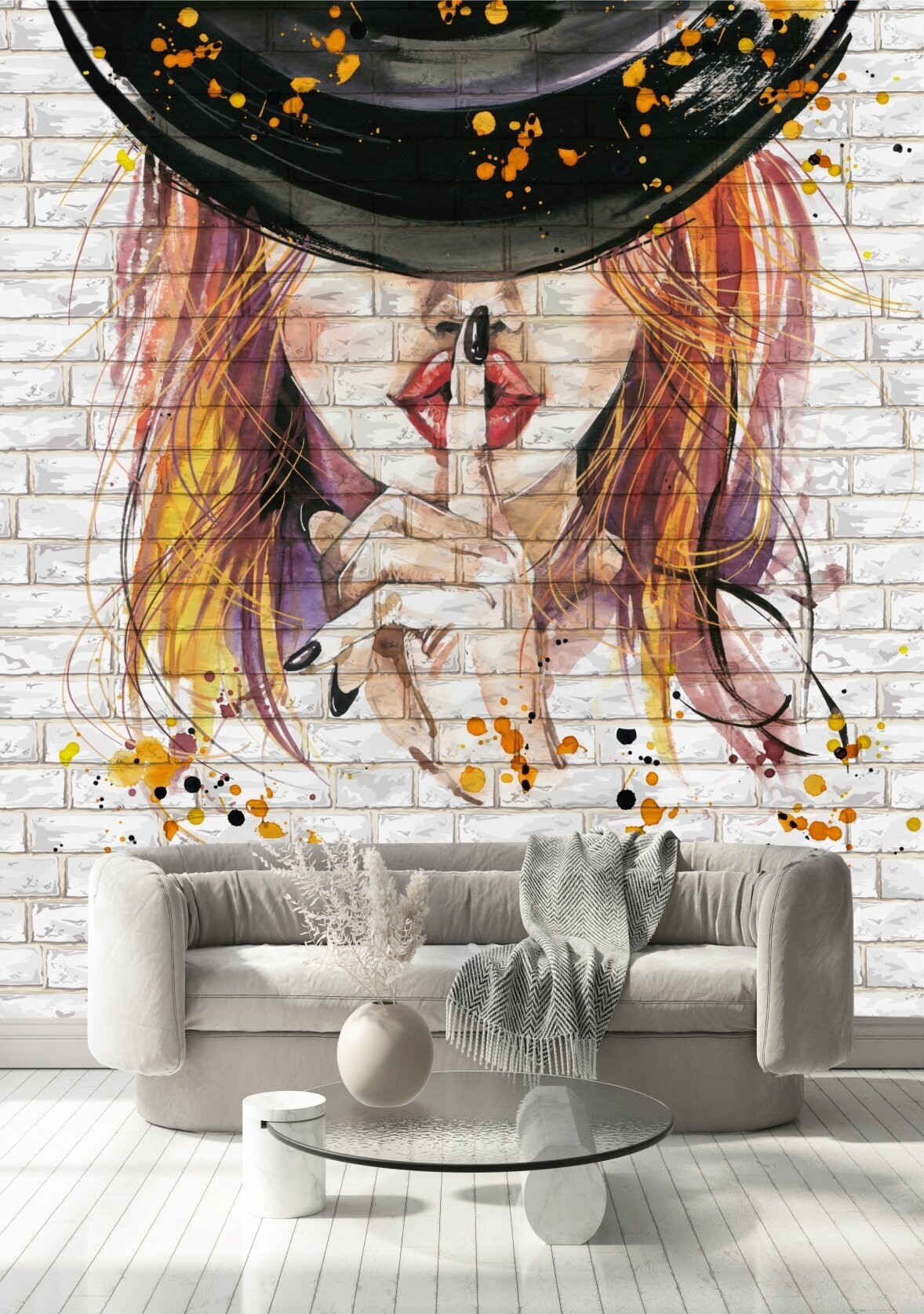 Фотообои "Девушка в шляпе на фоне кирпичной стены" 200х260 см.