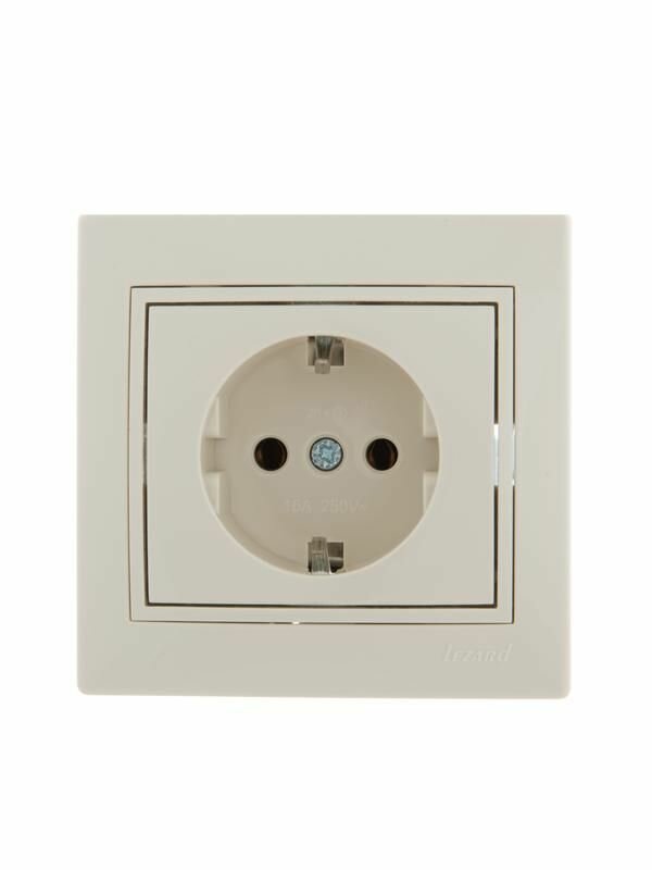 Lezard Розетка 1-м с/з керам. крем. 701-0303-122
