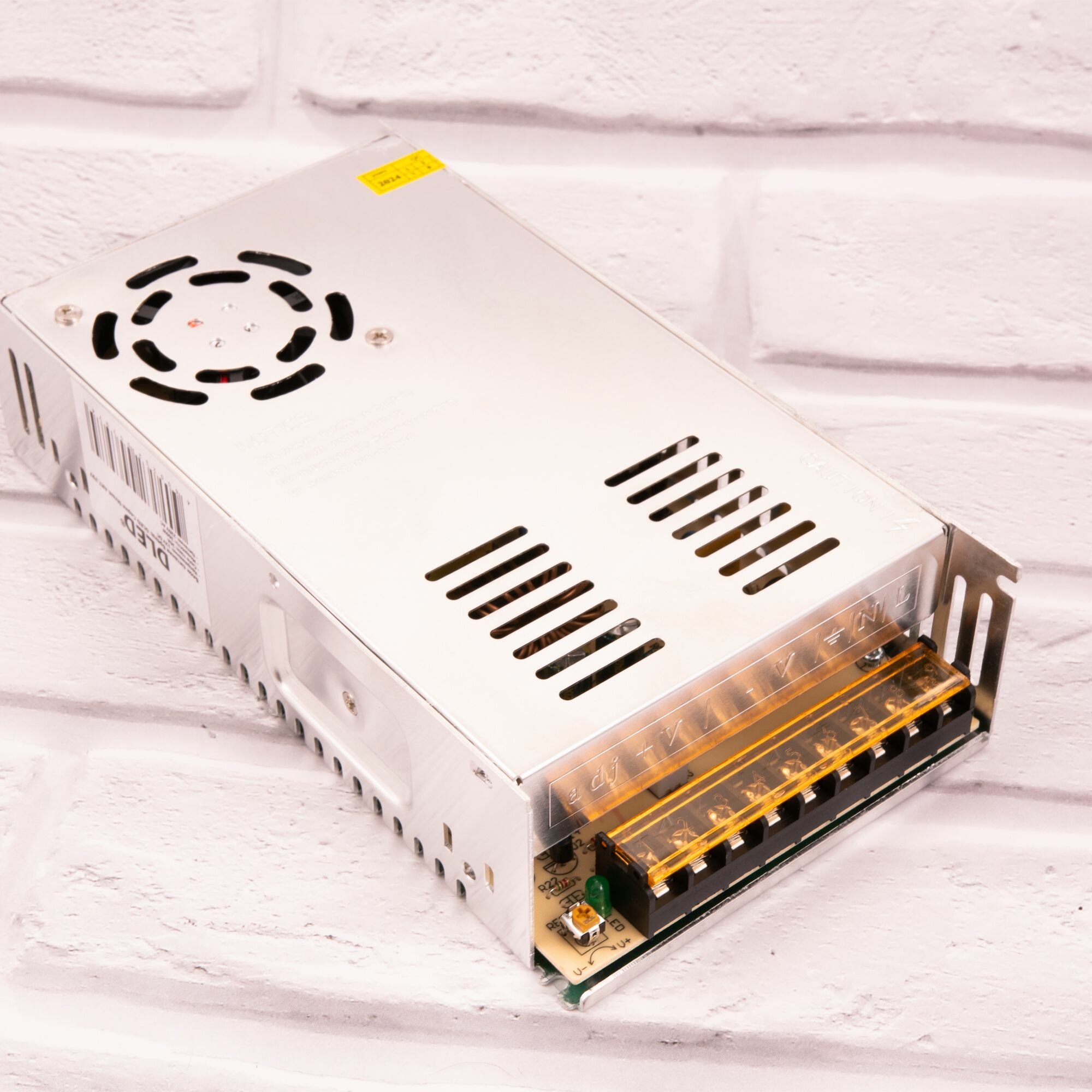 Универсальный блок питания (адаптер) напряжение 12V 30A мощность 360W, Сетевой адаптер для тв приставки, светодиодных лент видеонаблюдения и т. д