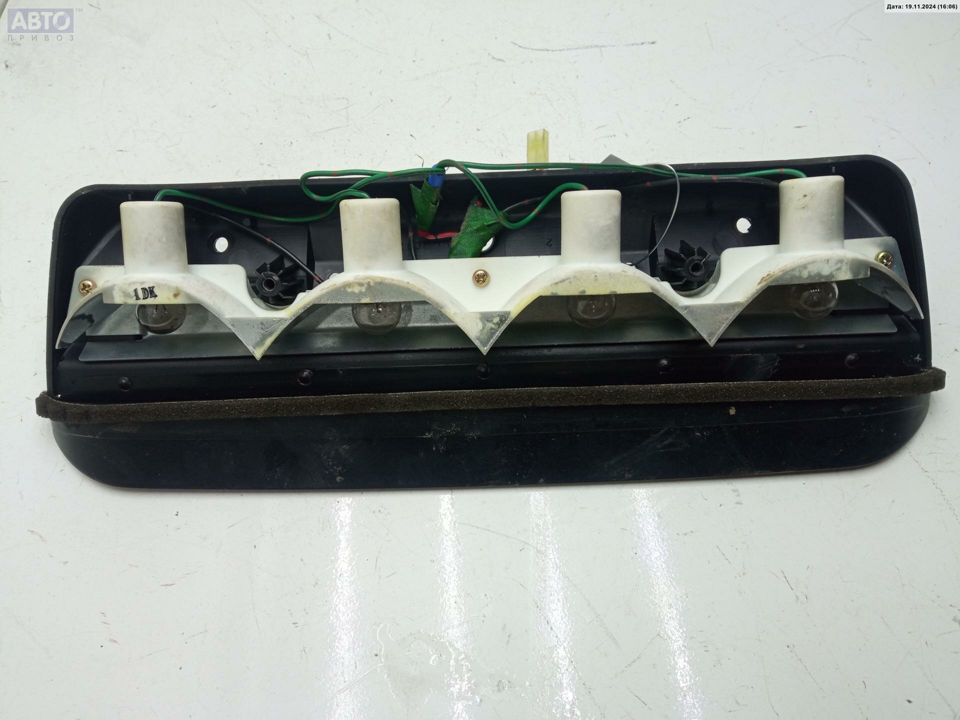 Фонарь стоп-сигнал Subaru Legacy