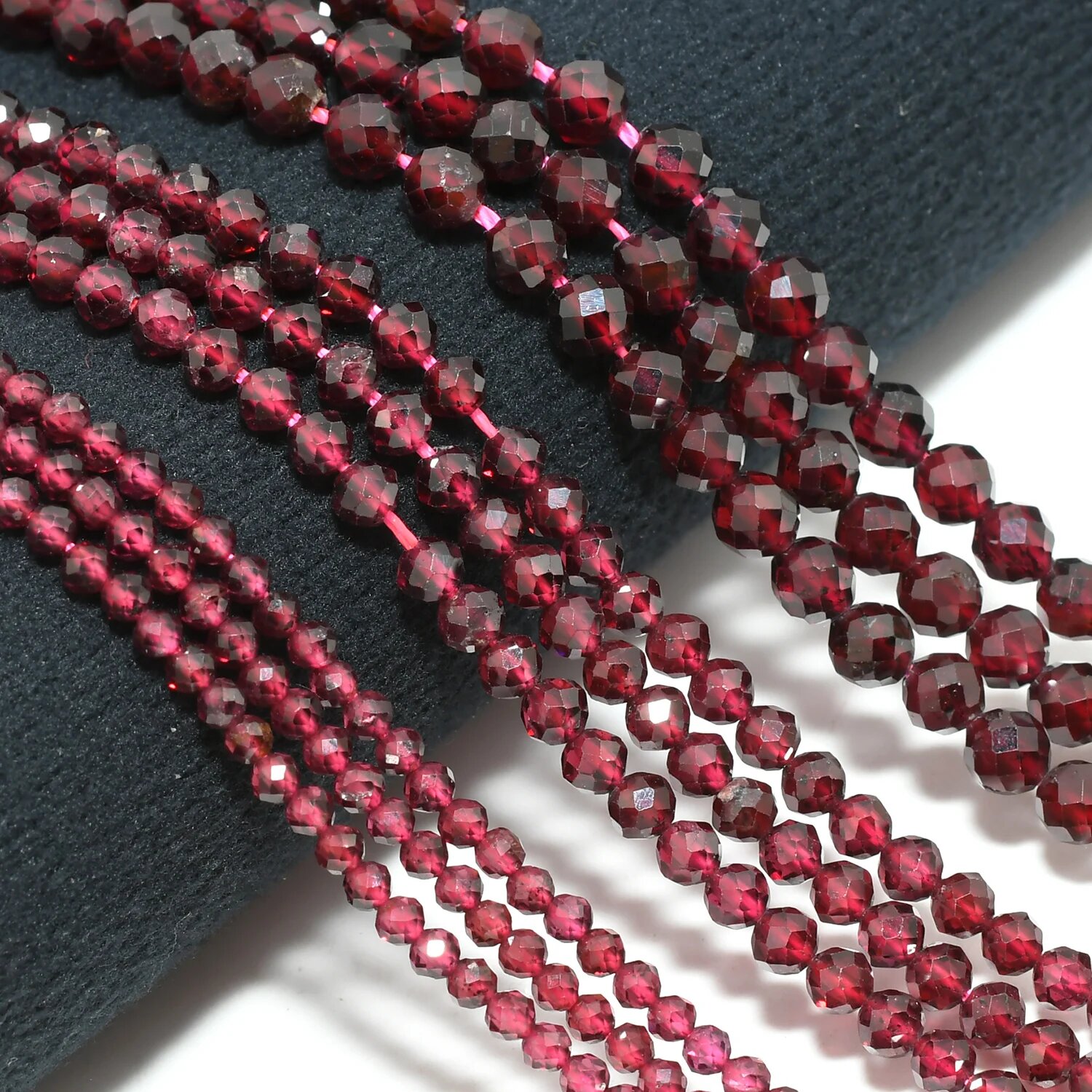 GENUINSTONE Бусины из пиропа 2мм/3мм/4мм 2mm