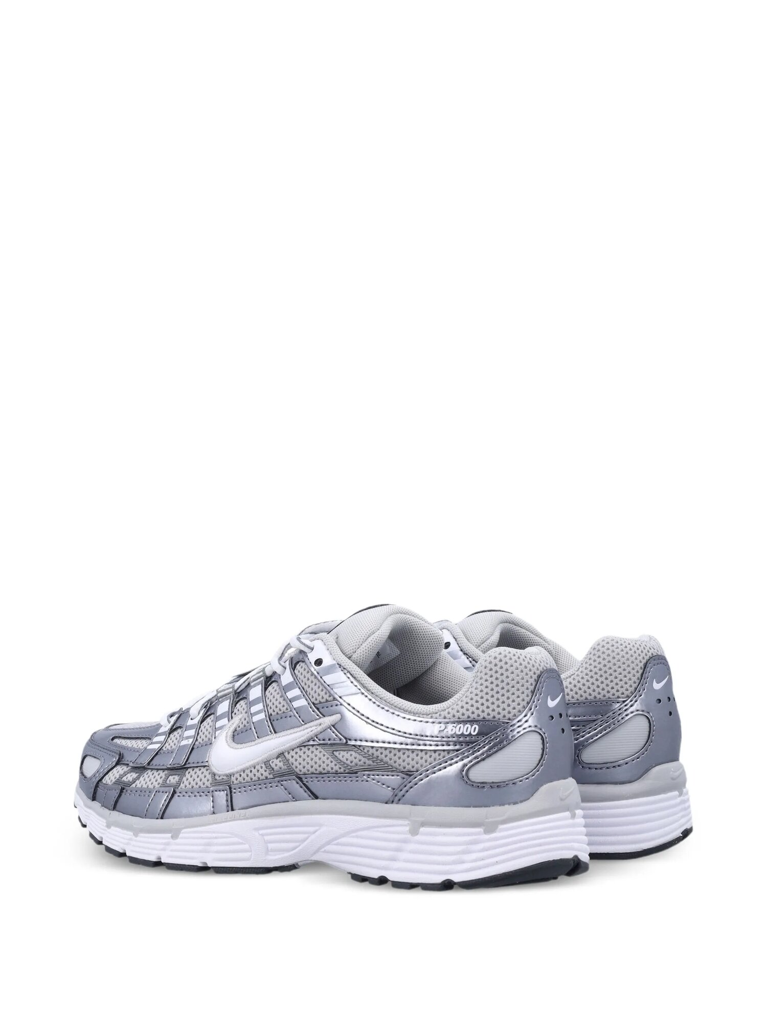 Кроссовки NIKE P-6000, размер 8.5 US, серебристый — фото 1
