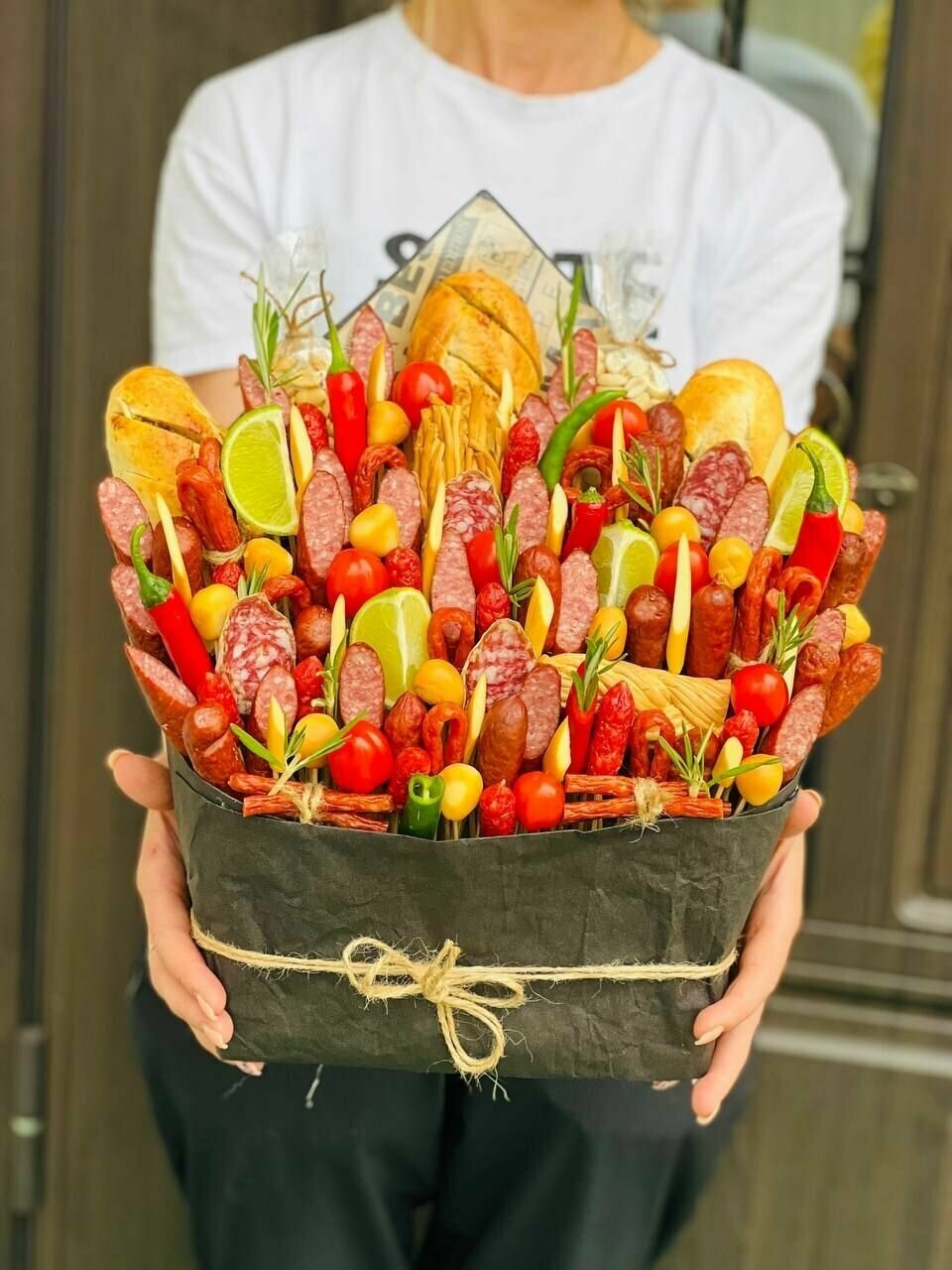 Мужской букет из колбасы , Подарок