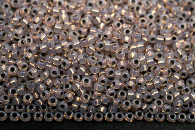 Бисер японский MIYUKI круглый 11/0 #0198 опал, медная линия внутри, 10 грамм