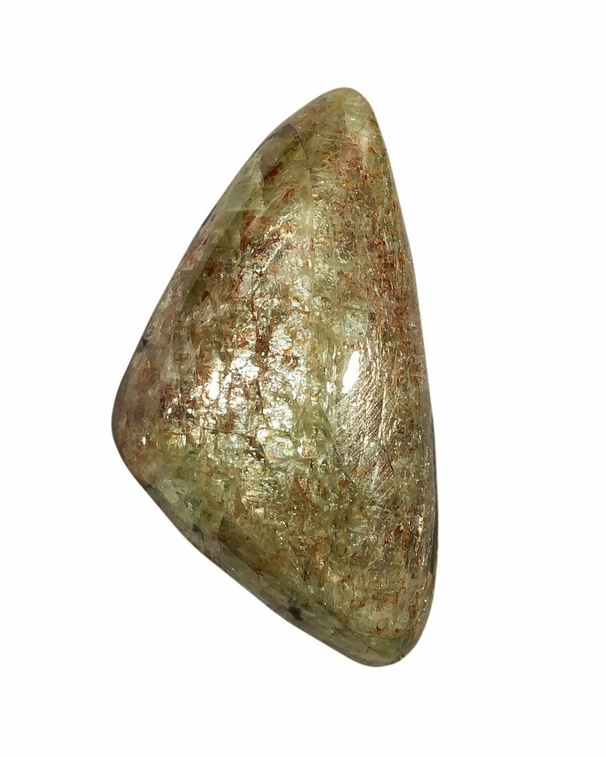 Кабошон из кианита размером 39х22х8 мм. На стеклянной подложке.