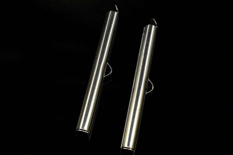 Концевик-трубочка с петелькой 40х4мм, внутренний диаметр 3мм, отверстие 1х2,5 мм, цвет стальной, хирургическая сталь, 04-174, 2шт