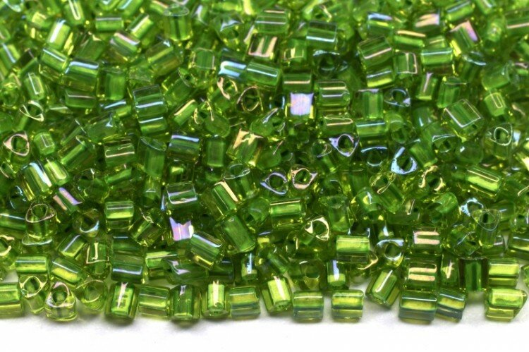 Бисер японский TOHO Triangle треугольный 11/0 #0306 нарцисс/клевер, окрашенный изнутри, 5 грамм