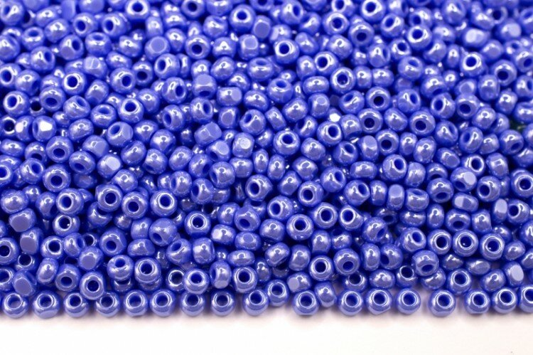 Бисер чешский PRECIOSA Граненый Шарлотта 8/0 38020 голубой непрозрачный, около 10 грамм