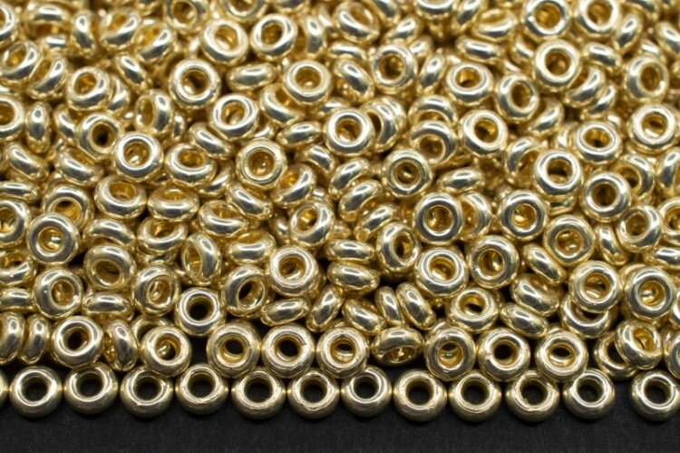 Бисер японский TOHO Demi Round 8/0 #PF0558 алюминий, Permanent Finish гальванизированный, 5 грамм
