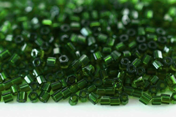 Бисер японский TOHO Hexagon шестиугольный 11/0 #0940 оливковый, прозрачный, 5 грамм