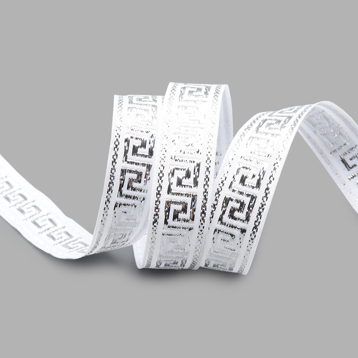 Тесьма декоративная жаккардовая Айрис 'Меандр', 15002, 15мм*25м (белая, серебро)