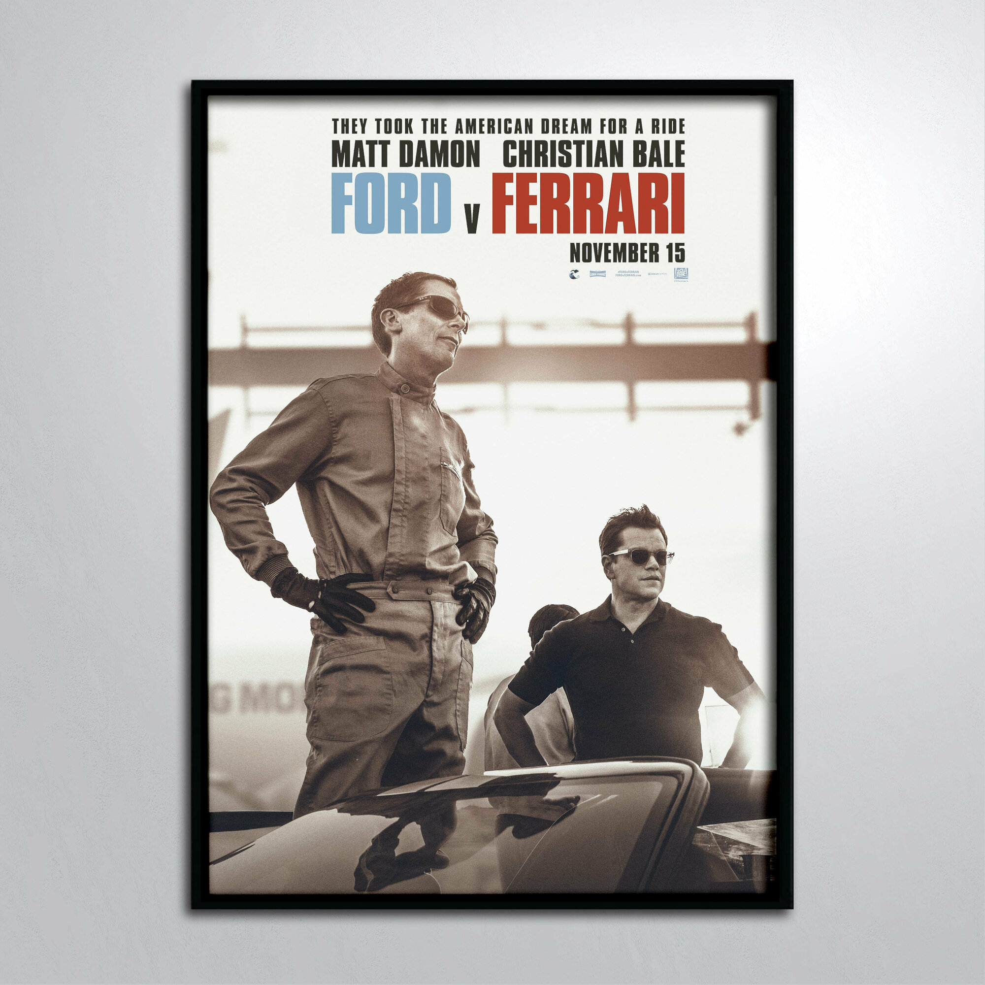 Постер в раме/Ford против Ferrari Кристиан Бэйл Мэтт Дэймон Сепия