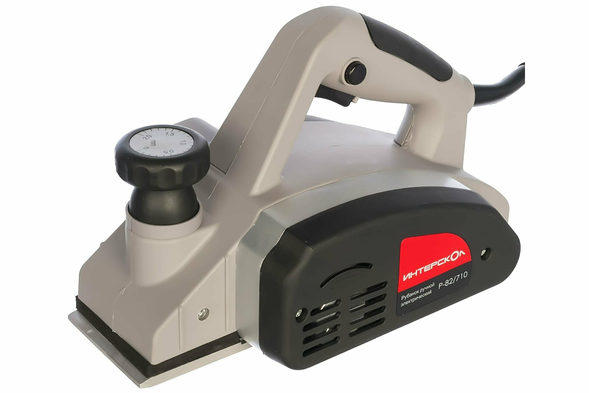 Рубанок Интерскол Р-82/710