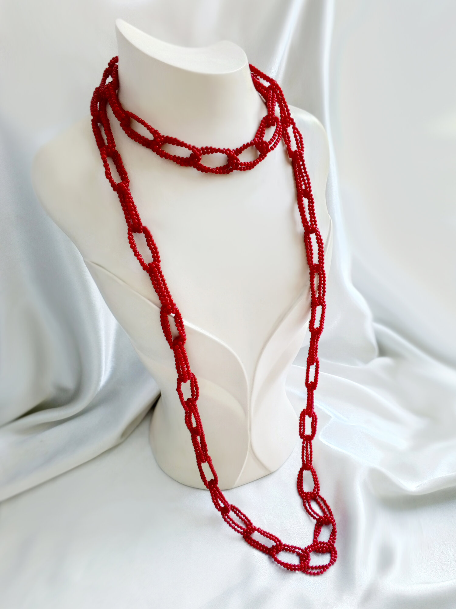 Колье, коралл