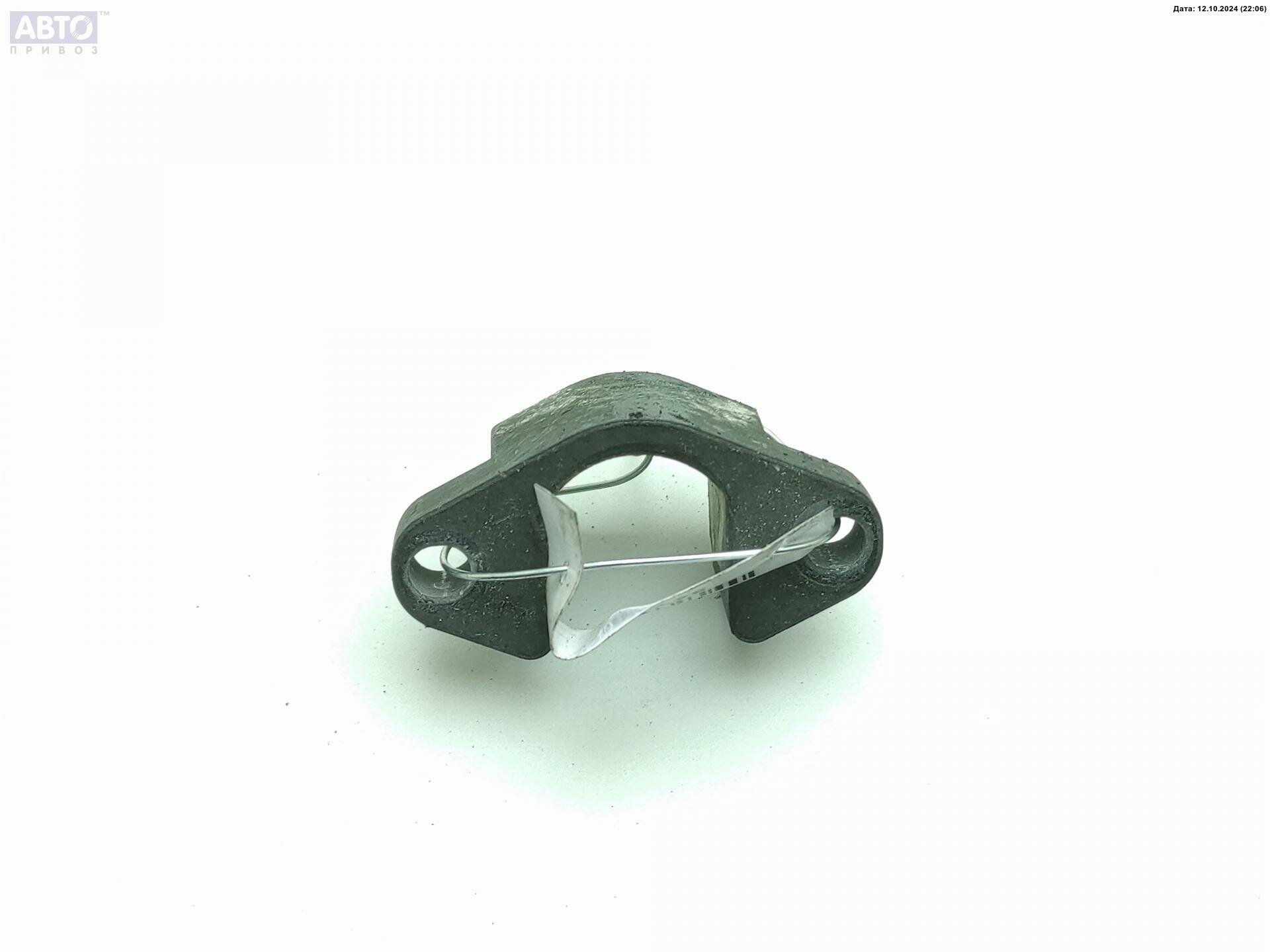 Скоба (кронштейн) крепления форсунки BMW 3 E90/E91/E92/E93 (2005-2013)