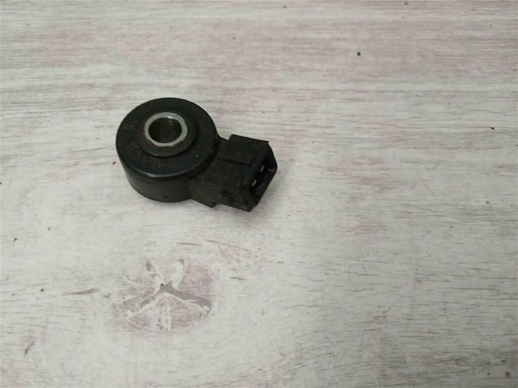 Датчик детонации LADA Granta 2011+