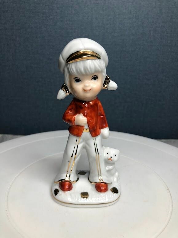 Статуэтка Capodimonte (Каподимонте) Италия "модница с котиком", 12см, фарфор, ручная роспись