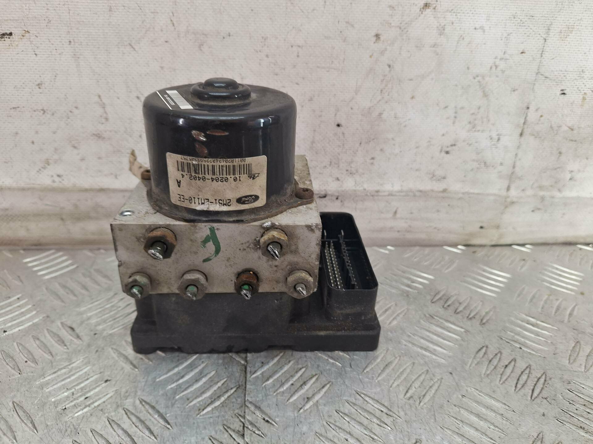 Блок ABS Ford Focus 2001 2M512M110EE