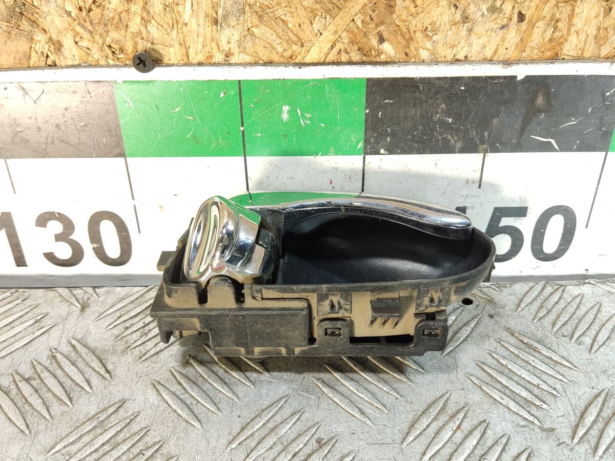 Ручка двери внутренняя передняя правая NISSAN Maxima a33 806702Y910