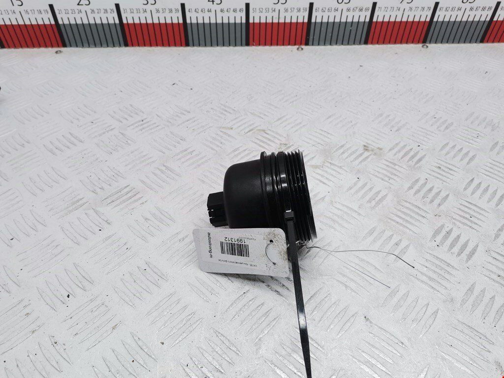 Крышка масляного фильтра Ford Focus 2 1303477 арт. 1991312