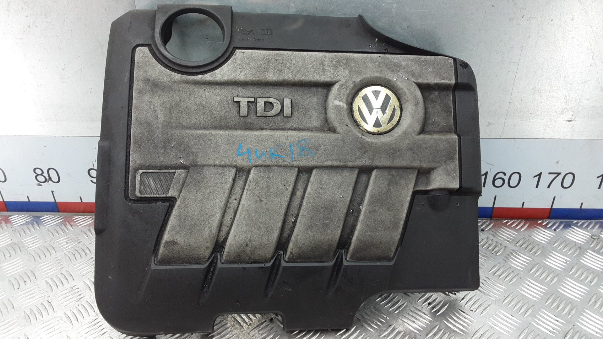Защита двигателя верхняя VOLKSWAGEN TIGUAN 1, Номер 03L103925AM