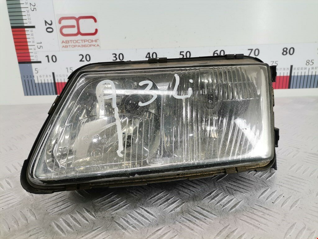 Фара левая Audi A3 8L 8L0941029 арт. 1723070
