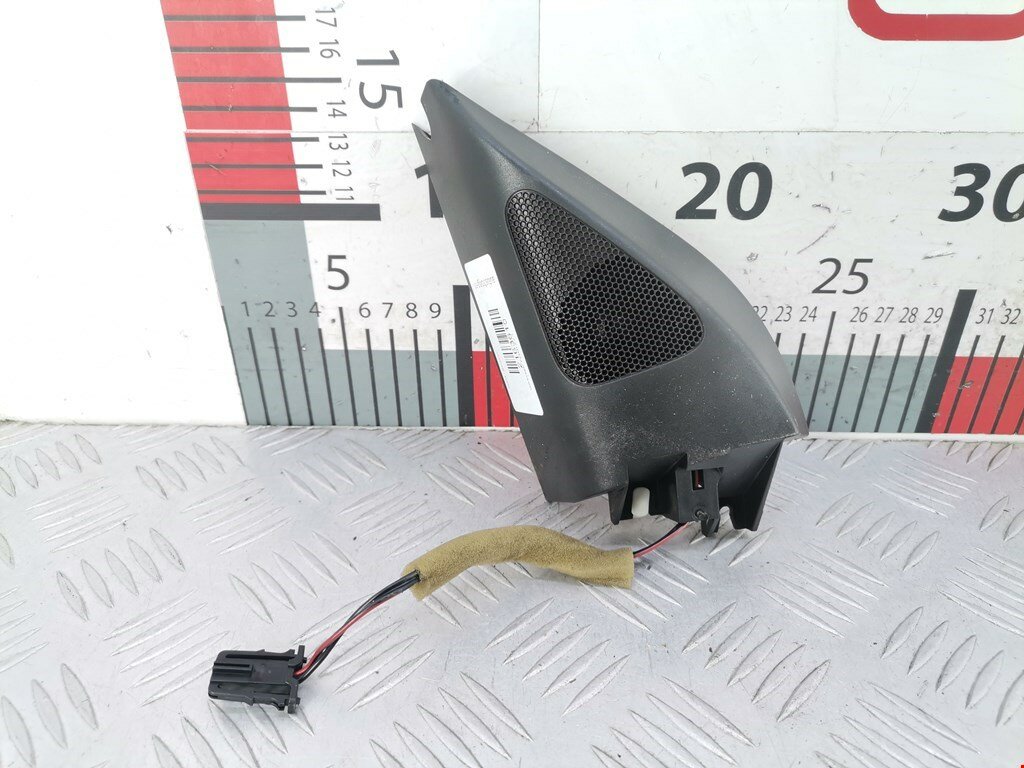 Динамик Volkswagen Passat 6 3C8035411 арт. 2163610