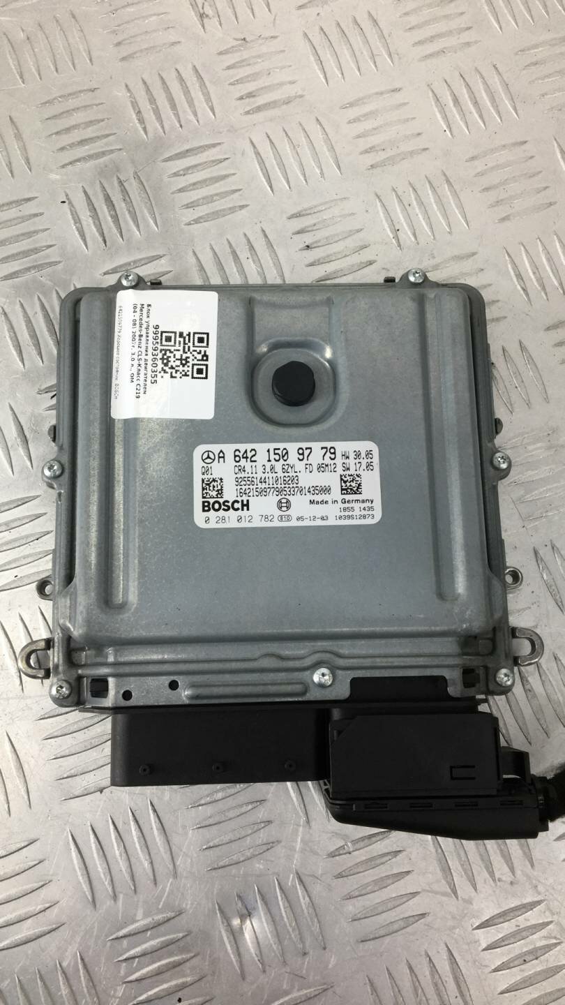 Блок управления двигателем для Mercedes CLS W219 3.2 OEM 6421509779