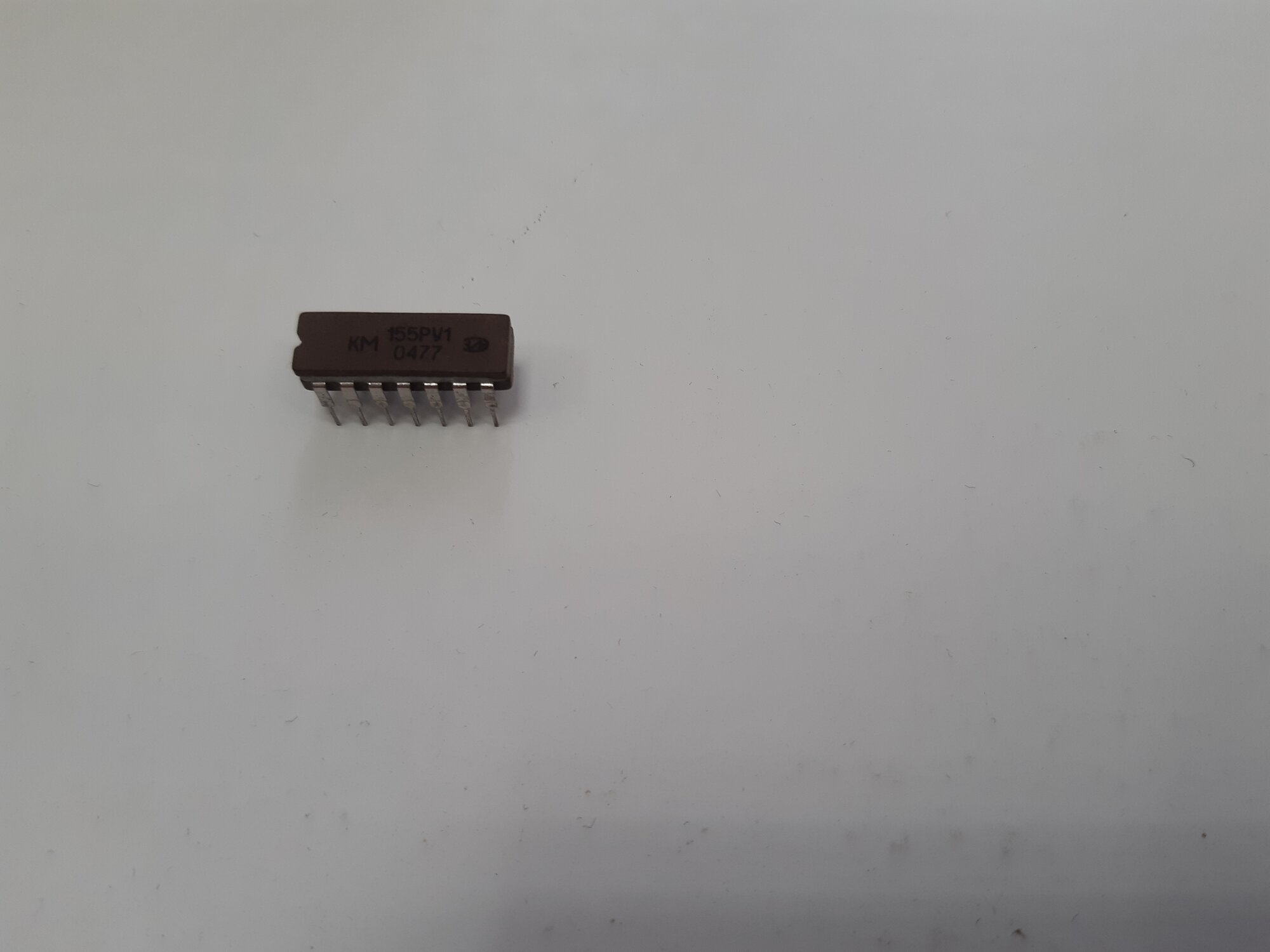 Микросхема КМ155РУ1 1977г. ( упаковка из 5 микросхем)