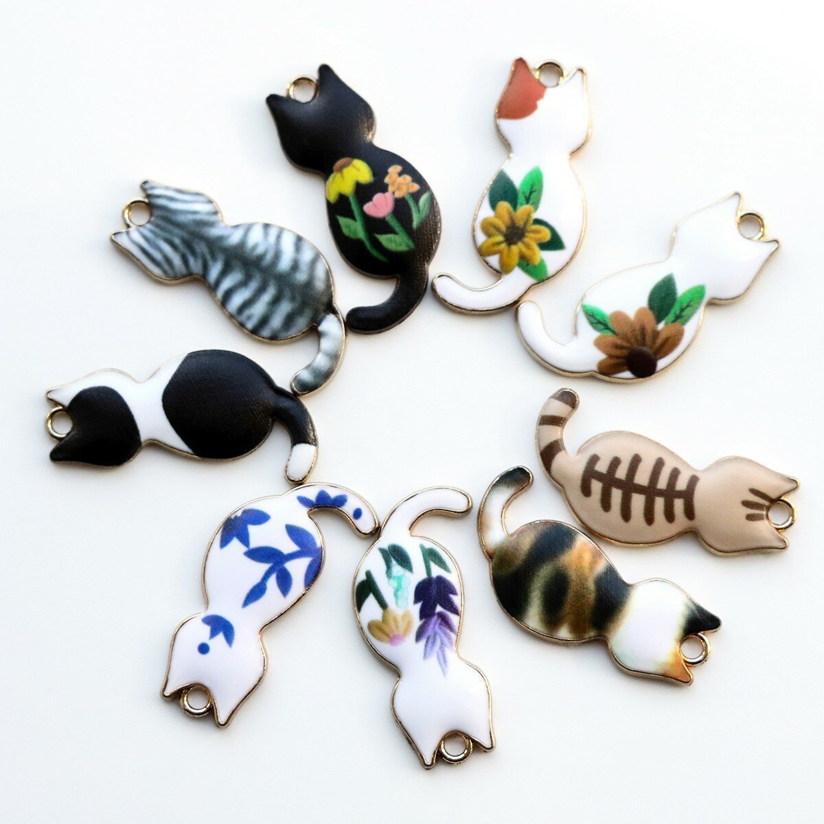Кулон Подвеска металлическая котики 5 шт. для рукоделия / браслета / сережек, эмаль, 30x15x2 мм, разные цвета в упаковке