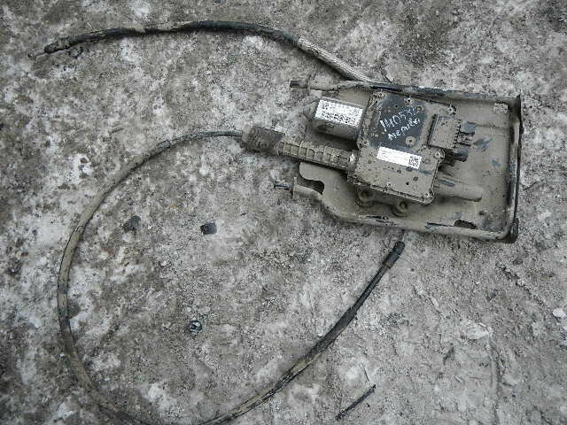 Б/У Моторчик стояночного тормоза, Opel (Опель)-MERIVA (10-) OPEL MERIVA (10-) Повреждение рубашки троса 140532 GENERAL M...