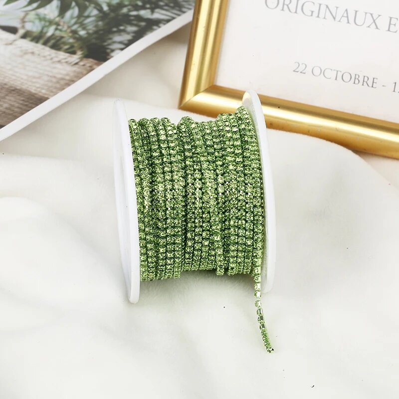 Хрустальная цепочка Peridot SS6-2mm, 1 yard
