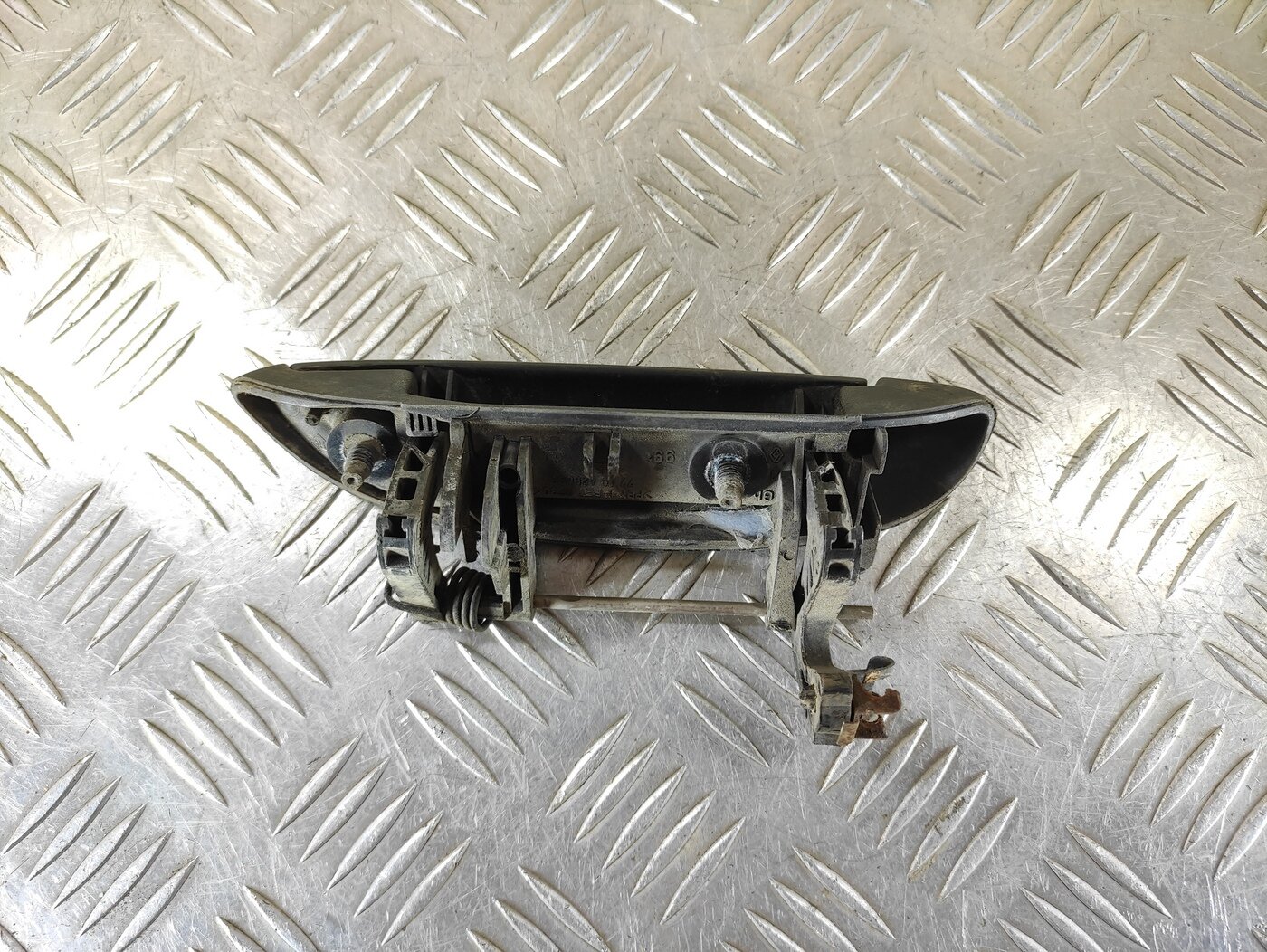 Ручка двери передней левой RENAULT CLIO 1998-2008 7700433075