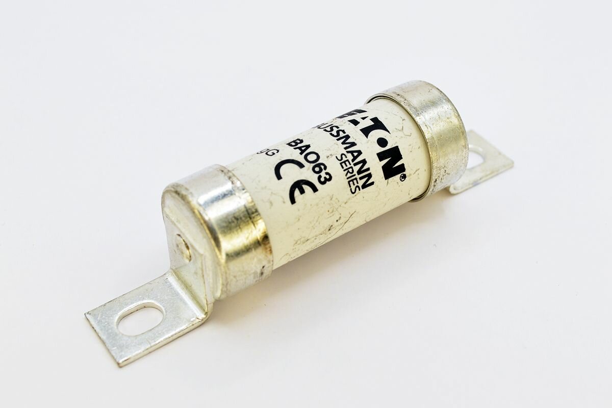 Предохранитель BUSSMANN BAO63 Предохранитель с характеристикой gG 63А 550В AC 21.4x87мм 1шт