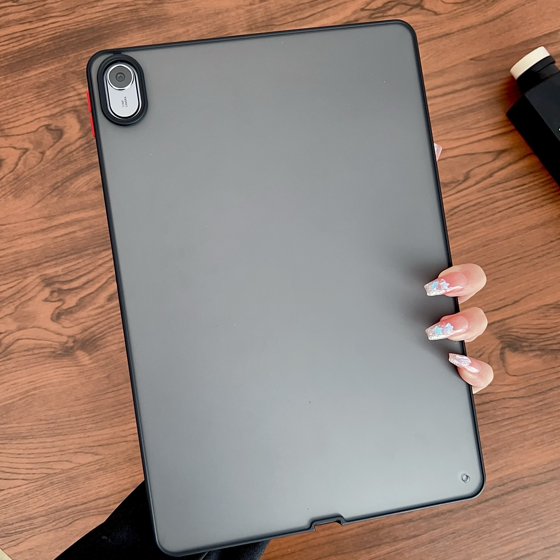 Чехол задняя-панель-накладка-бампер для iPad 10 10.9 2022 (MPQ MQ6K3/U3/W3/M3/J3/V3) черный MyPads