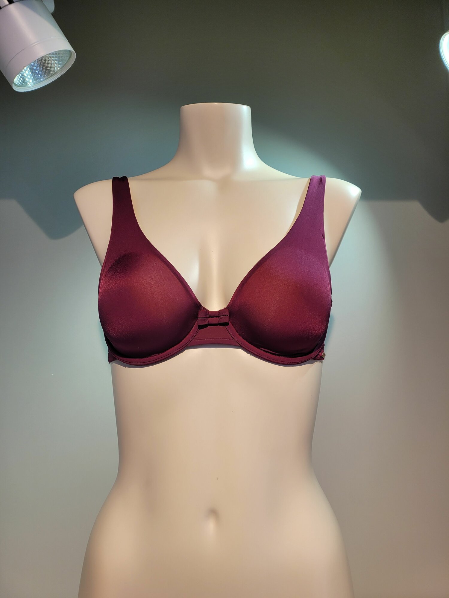 Бюстгальтер-невидимка