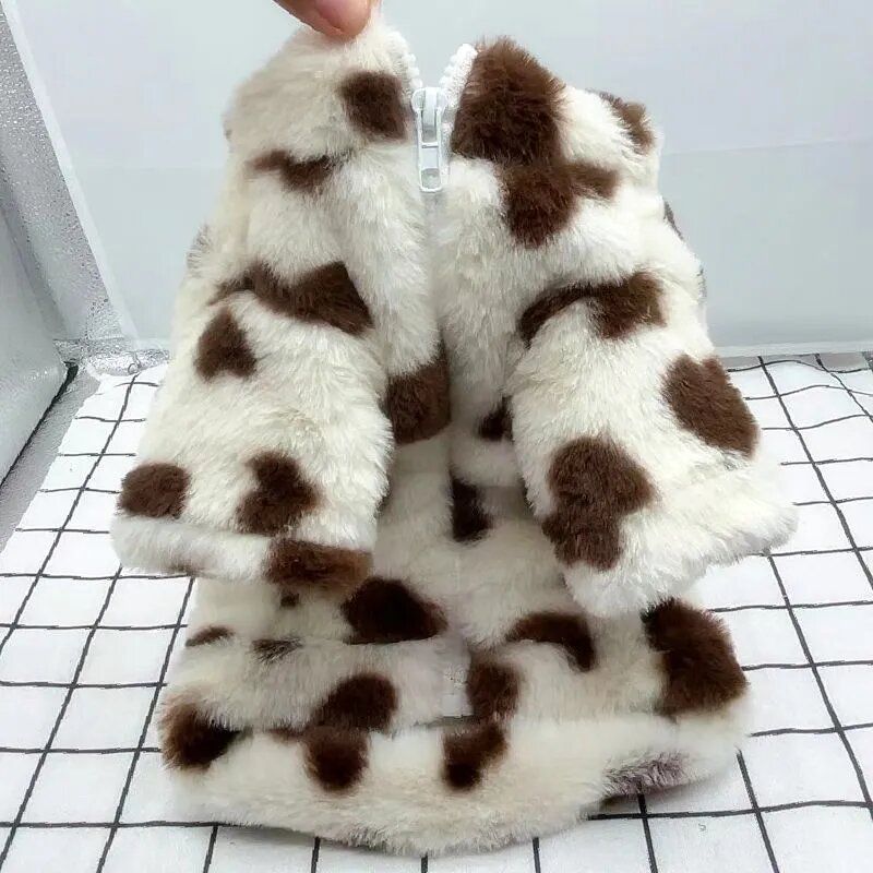 Плюшевое пальто с сердечком и застежкой-молнией для собак и кошек, Зимняя теплая одежда для домашних животных, подарок на День святого Валентина