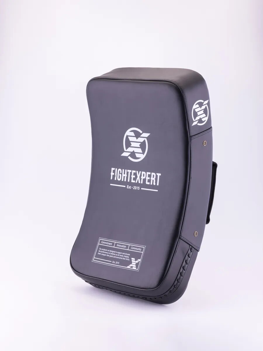 Тренировочный Щит FIGHTEXPERT вогнутый (макивара) для отработки ударов черный