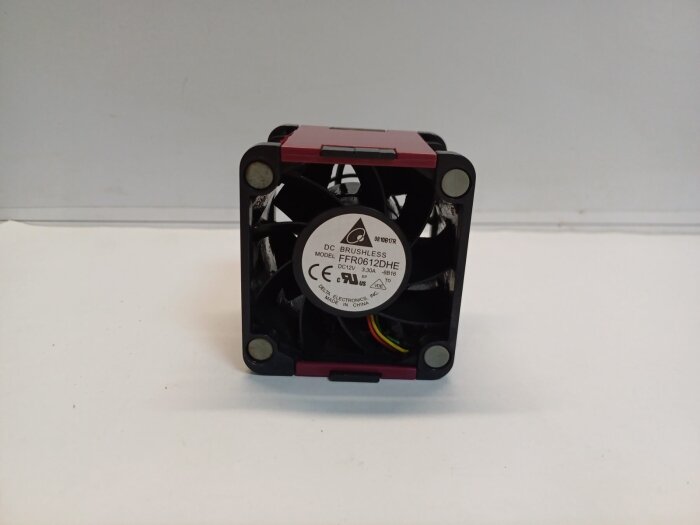 Вентилятор серверный Delta 60x60x38 FFR0612DHE 12V 3.3A HP DL380/DL385 G6/G7 463172-001