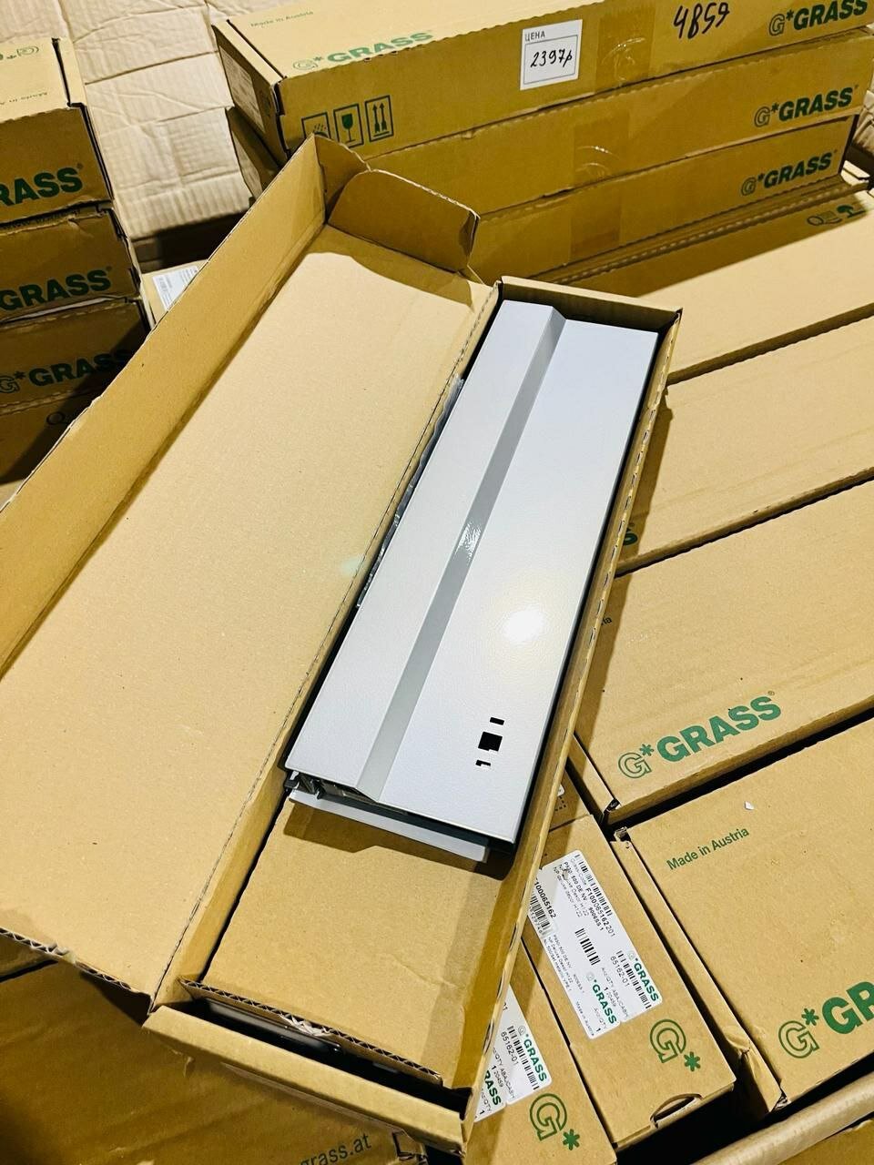 Боковины (прав +лев) высота 122мм Nova Grass P 930 /400 CL NV 9006 SS1 NP Classik Dekor H 122 серый металлик, GRASS, Австрия