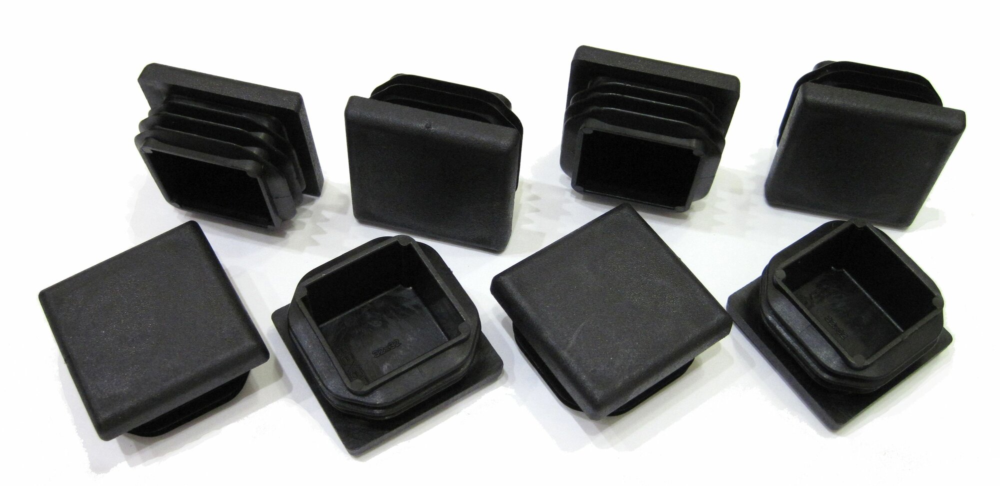 Заглушка квадратная для трубы с внешними размерами 32х32мм и размерами отверстия от 25х25мм до 30х30мм, пластиковая, 8шт.