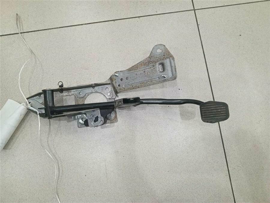 Педаль тормоза от Ford Focus 3 2011-2018