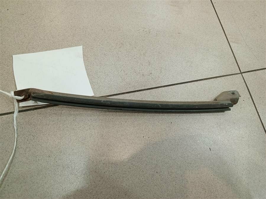 Направляющая стекла двери задней левой от Mitsubishi Lancer Cedia CS 2000-2003