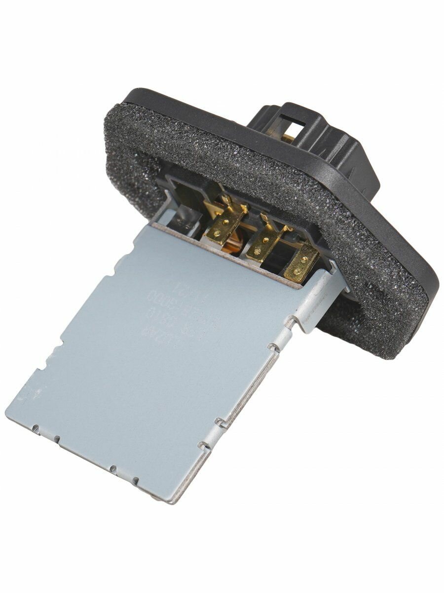 Резистор электровентилятора отопителя для автомобилей KIA Rio II (05-) (manual A/C)