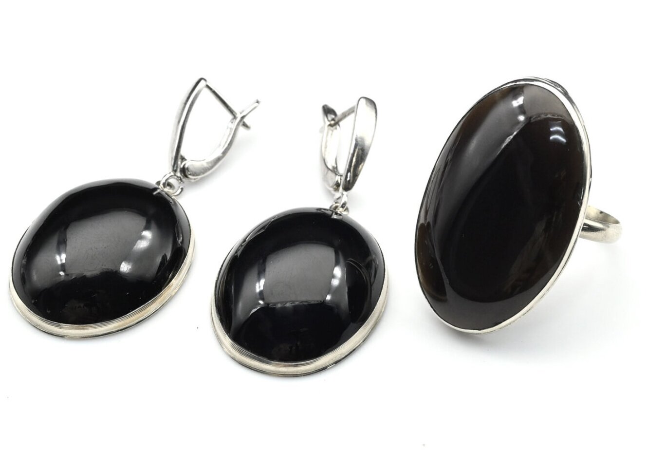 Комплект бижутерии: серьги, кольцо, морион