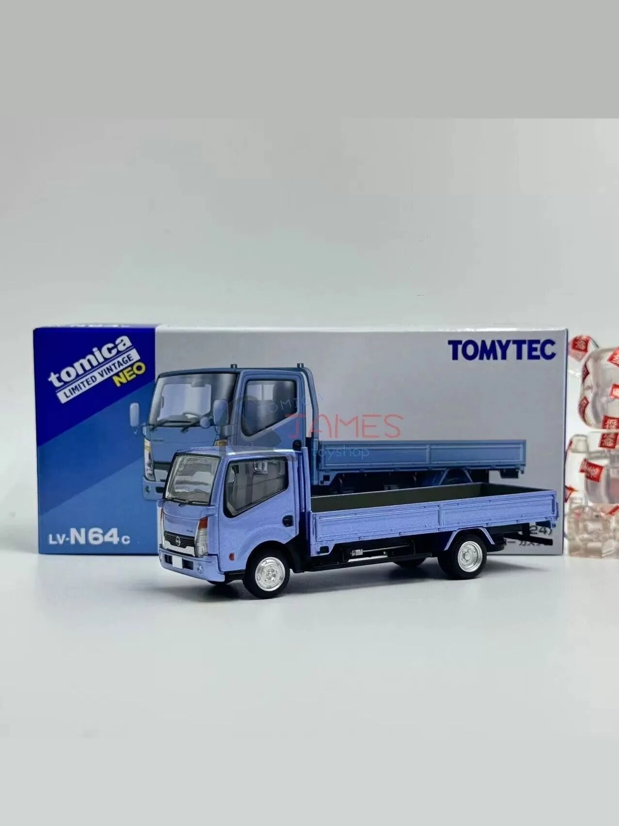 Машинка Tomytec Tomica TLV 1/64 LV-N64c Nissan Atlas F24 van blue202508 Die-cast Alloy Car Model Collection Toy Gift
